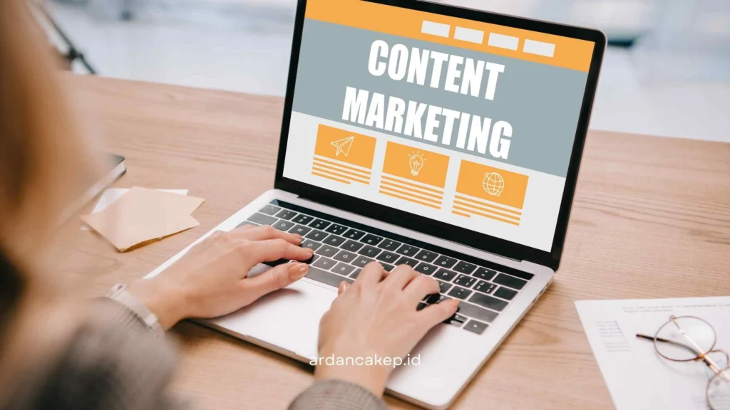 Content Marketing 2025: Definisi, Strategi, Jenis Konten, & Contohnya
